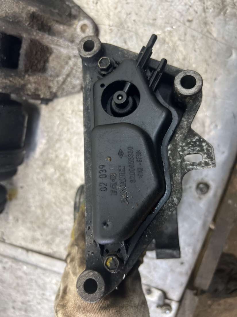 Авторазборка б/у запчастей в Барановичах